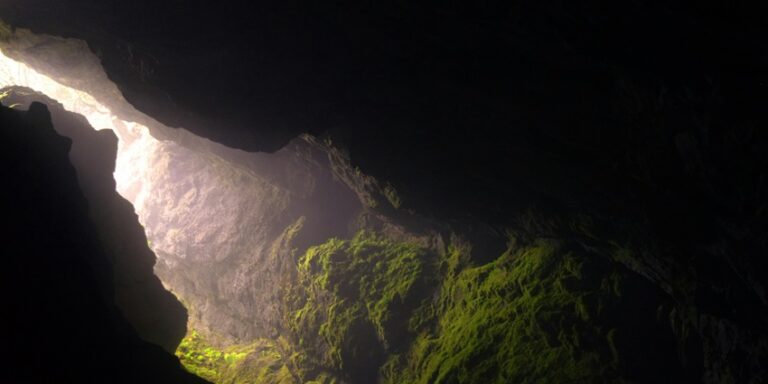 Wonder Caves: An Ideal Destination For History Enthusiasts - TripXL