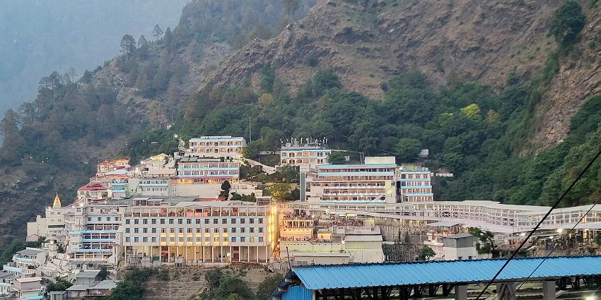 Vaishnodevi Temple: All You Need To Know Before Visiting - TripXL