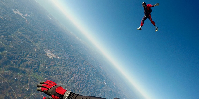 Skydiving In India: Top 10 Spots To Undertake This Adventure - TripXL