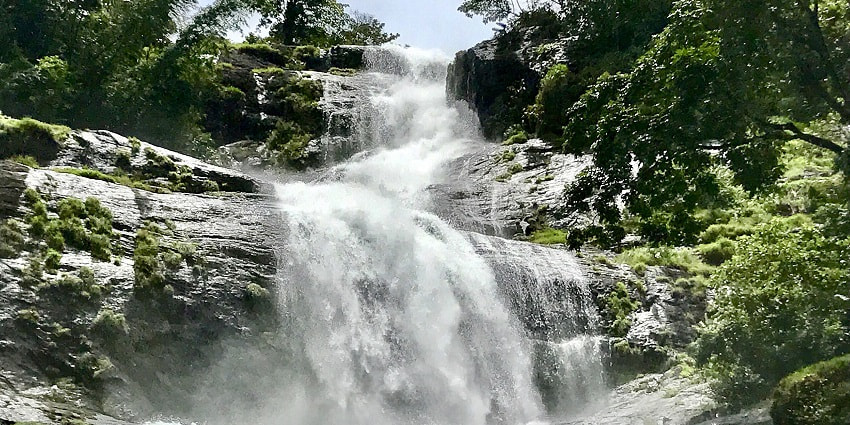 Neriamangalam Waterfalls : Exploring It For Soothing Summers - TripXL