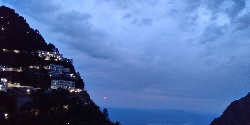 Vaishnodevi Temple: All You Need To Know Before Visiting - TripXL