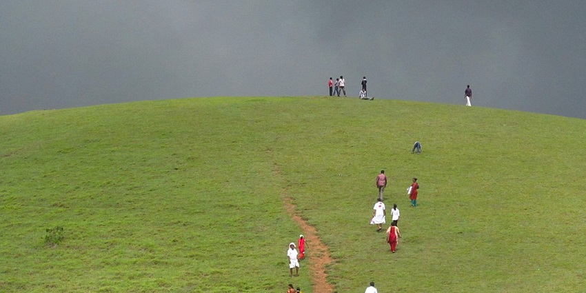 Vagamon Paragliding: Your Next Adventure In Kerala - TripXL