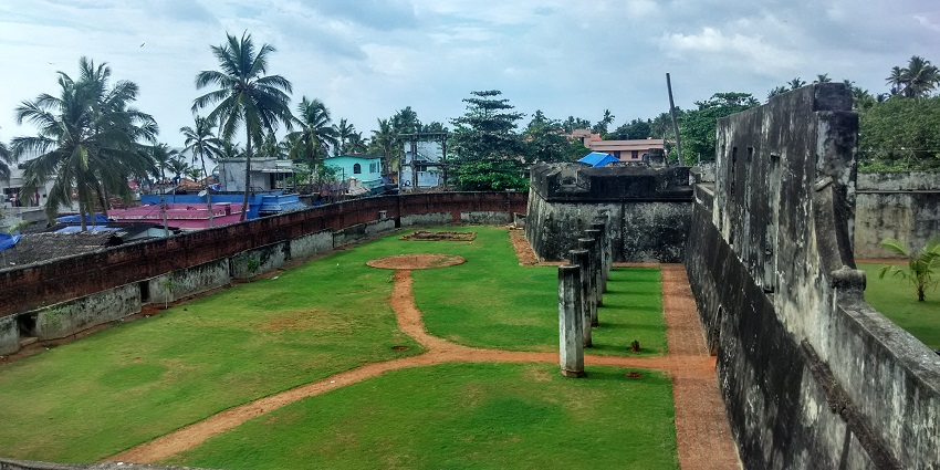 Anchuthengu Fort: Explore The Historical Monument In Kerala - TripXL