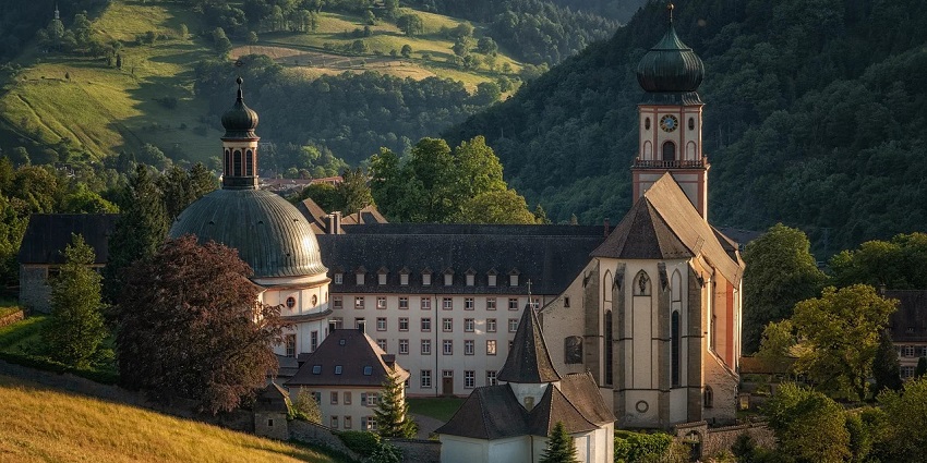 Jia Monastery: Things To Know Before Heading For Sojourn - TripXL