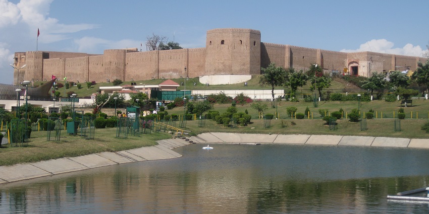 Dhanidhar Fort: A Journey Through History And Adventure - TripXL