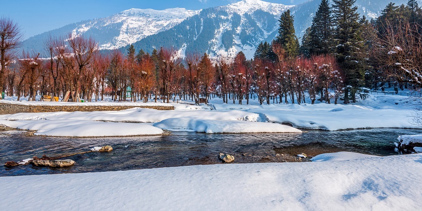 Baisaran Valley In Winter: Stunning Visuals Of Lush Mountains - TripXL