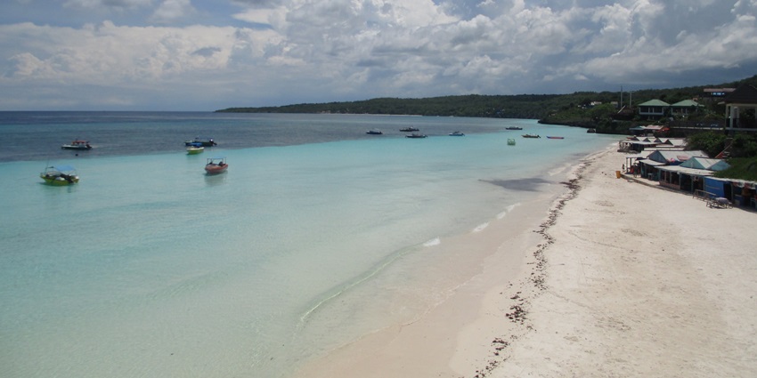 A Guide To Jakarta Beaches: Find Your Perfect Coastal Spot - TripXL