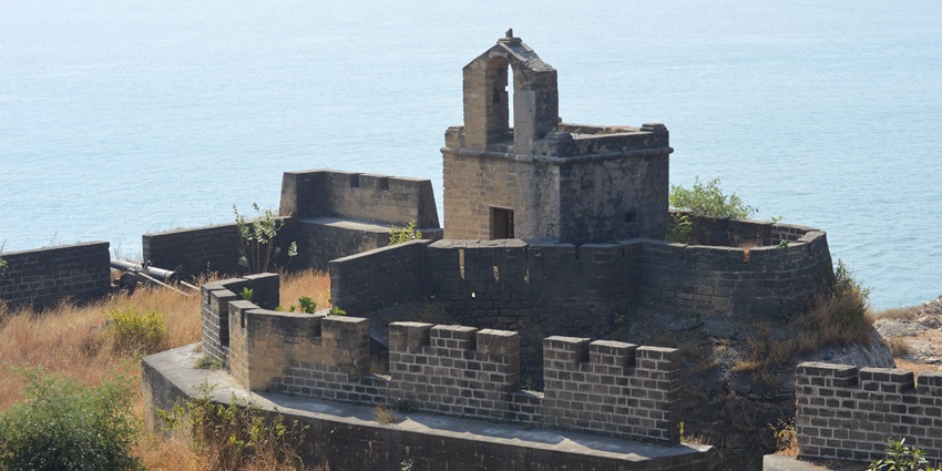 Diu Fort: A Travel Guide To Explore The Historical Marvel - TripXL