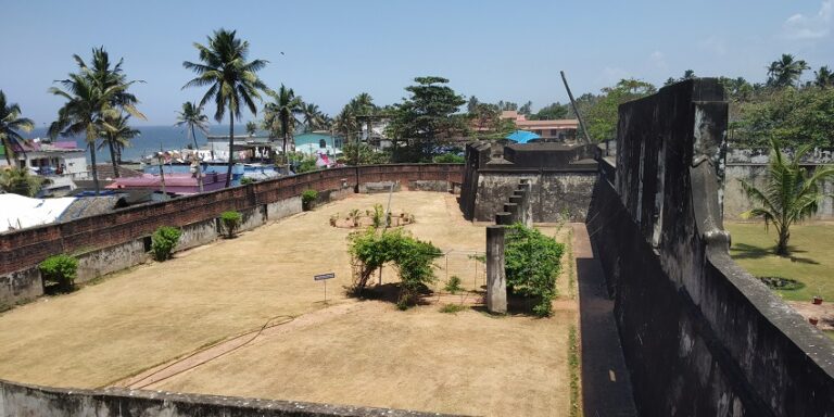 Anchuthengu Fort: Explore The Historical Monument In Kerala - TripXL