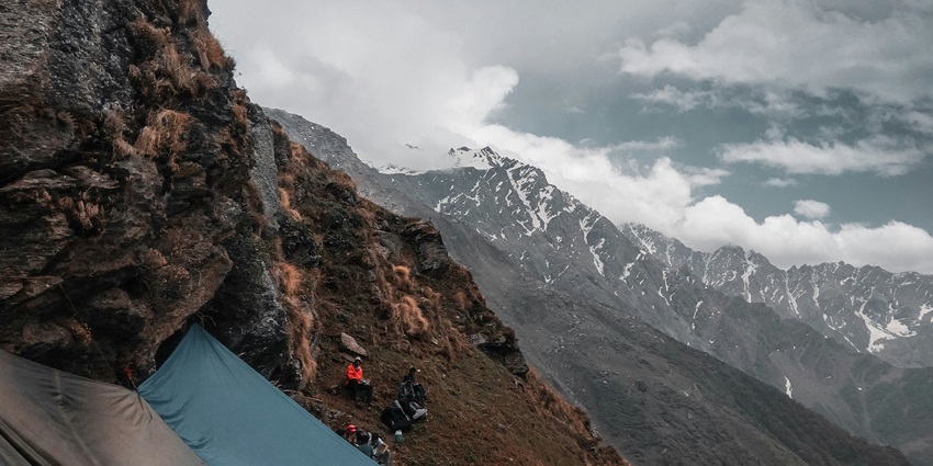 Camping In Kasol: Top 10 Amazing Places In Himachal Pradesh - TripXL