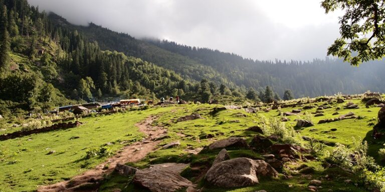 9 Things To Do In Tosh Village For An Enchanting Experience - TripXL