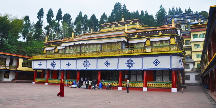 Sikkim Monasteries: Spiritual Indulgence Awaits You Here - TripXL