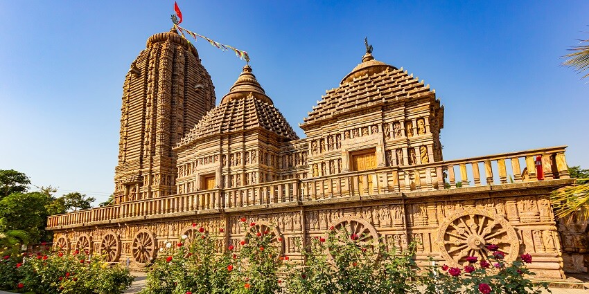 15 Amazing Places To Visit In Manipur For A Wonderful Vacation - TripXL