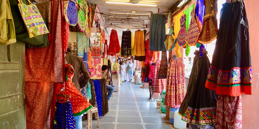 Shopping In Jammu: 10 Places For An Epic Experience- TripXL