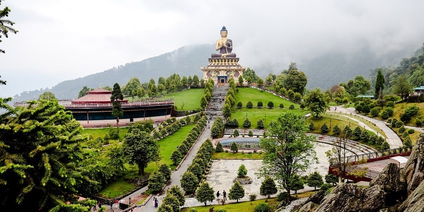 15 Places To Visit In Sikkim In April For Scenic Views - TripXL