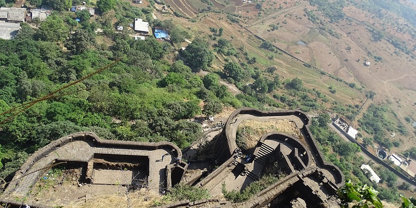 Lohgarh Fort Amritsar: Explore Historical Marvel Of Punjab - TripXL