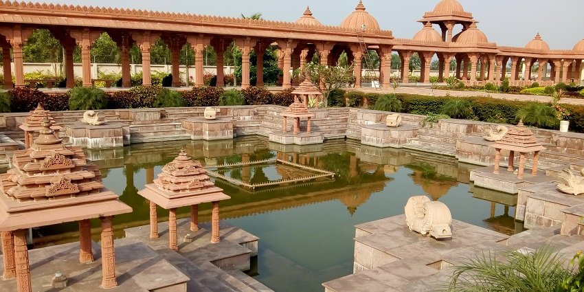 Surat Temples: A Journey Into Gujarat’s Spiritual History - TripXL