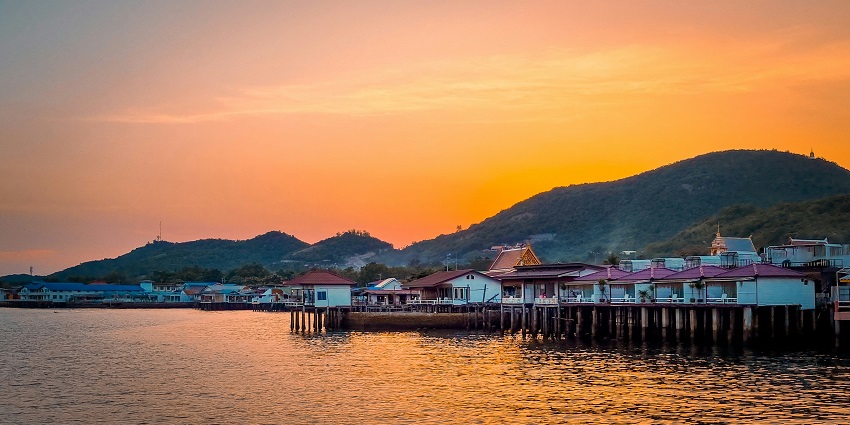 Parasailing In Pattaya: Best Spots You Must Visit Explore - TripXL