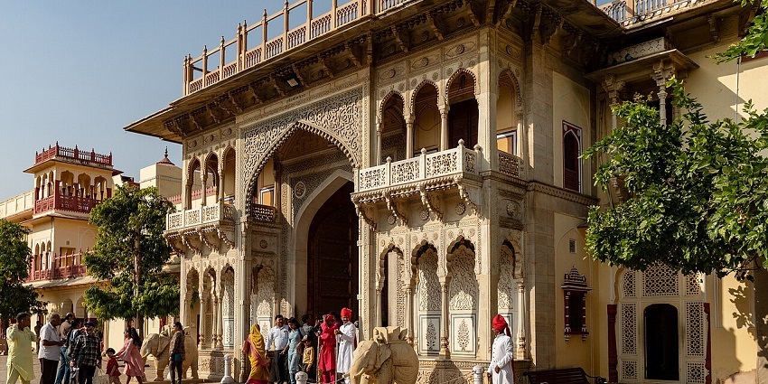 All About Churu Fort: Rajasthan’s Grandeur In All Its Essence - TripXL