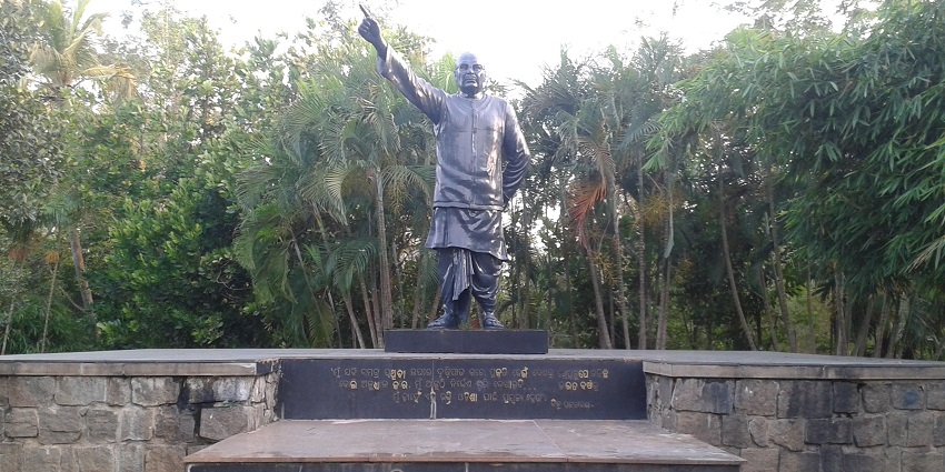 Hathigumpha Caves: A Hidden Gem In The Heart Of Odisha - TripXL