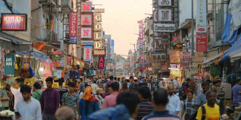 Shopping Places In Surat:Explore The 10 Must Visit Retail Spot - TripXL