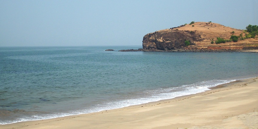 Places To Visit Near Tarkarli: Guide For The Coastal Beauty - TripXL