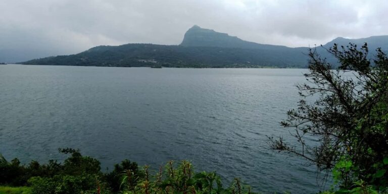 Places To Visit Near Tarkarli: Guide For The Coastal Beauty - TripXL