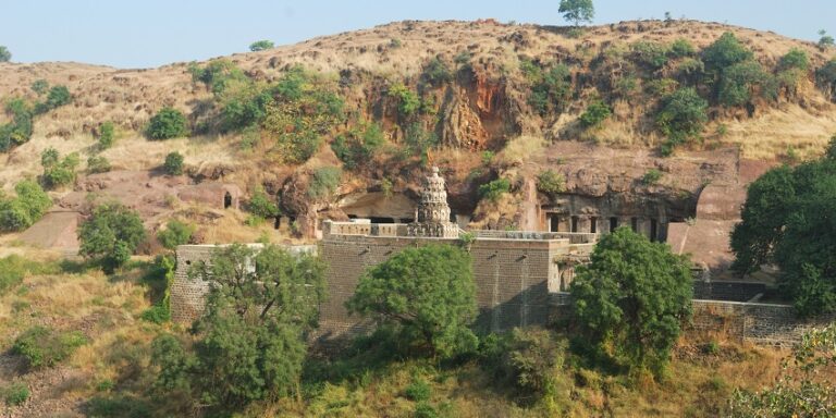 Top Places To Visit In Akkalkot For A Spiritual Retreat - TripXL