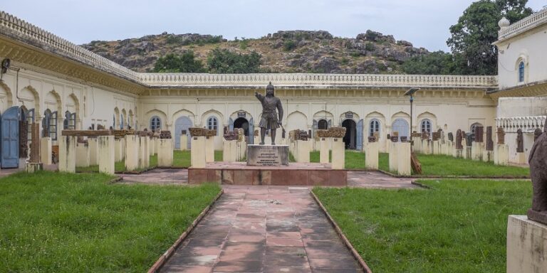 11 Best Places to Visit In Chhatarpur To Know Madhya Pradesh - TripXL