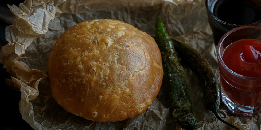 Best Street Foods In Dwarka: Top 10 Eateries You Must Try - TripXL