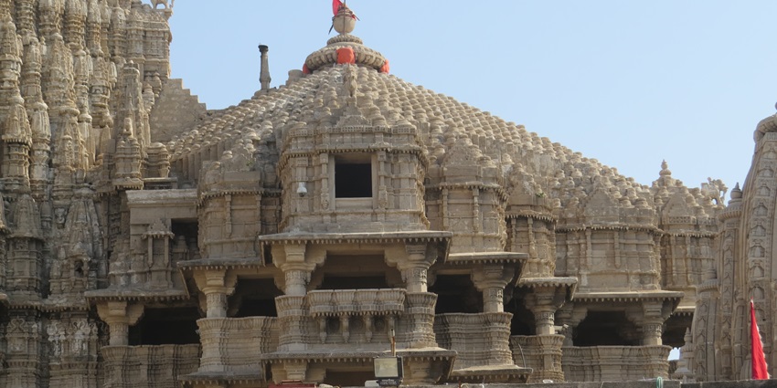 Guide To Dwarka Underwater Museum: Endless Aquatic Adventures - TripXL