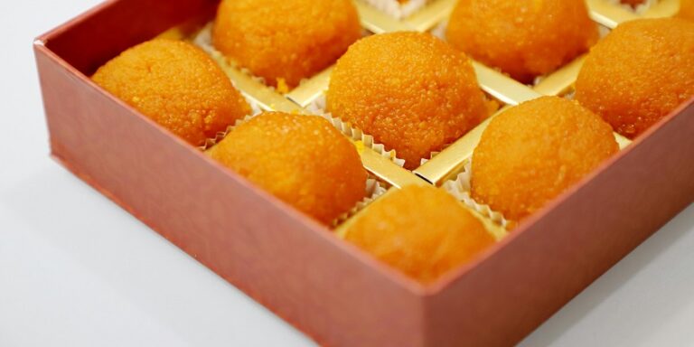 Best Foods In Surat: Top 15 Delicacies That You Must Try - TripXL