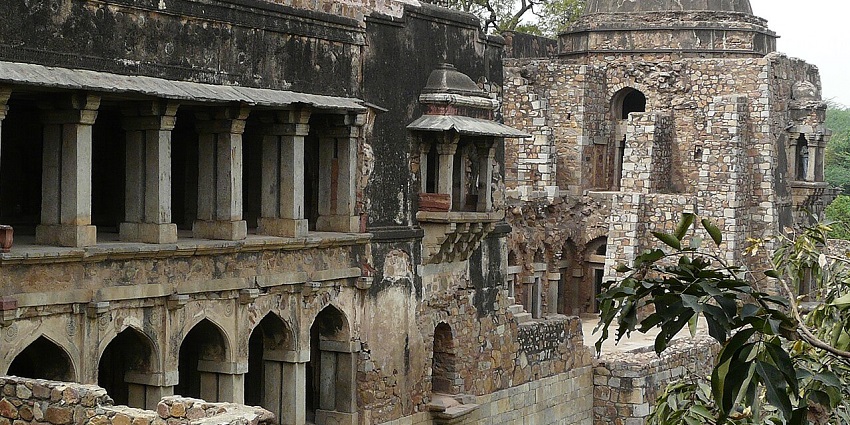 14 Places To Visit In Hauz Khas For A Historical Retreat - TripXL
