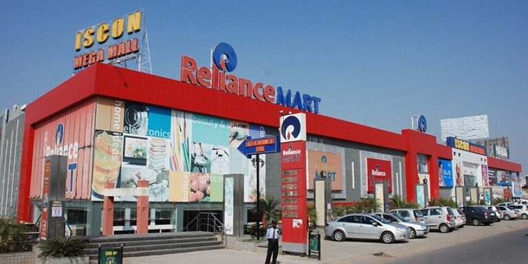 10 Best Shopping Malls In Surat For A Fantastic Experience - TripXL