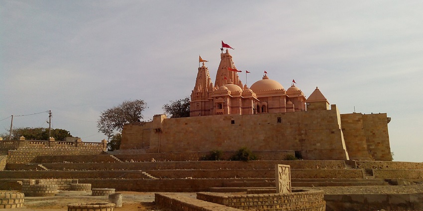 Top 10 Mahadev Temples In Gujarat To Gee Up The Devotee In You - TripXL