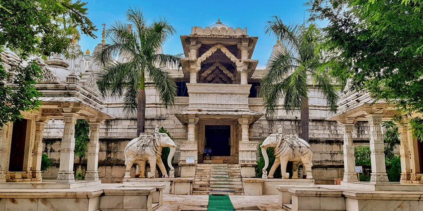 10 Must-Visit Jain Temples In Gujarat: The Ultimate List - TripXL