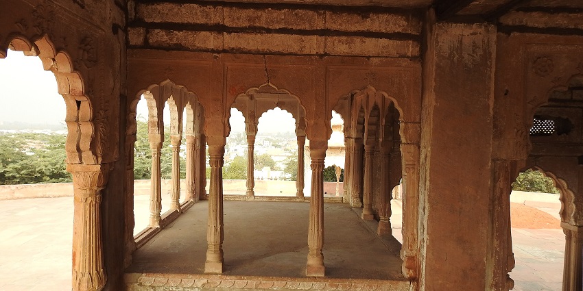 Lohgarh Fort Amritsar: Explore Historical Marvel Of Punjab - TripXL