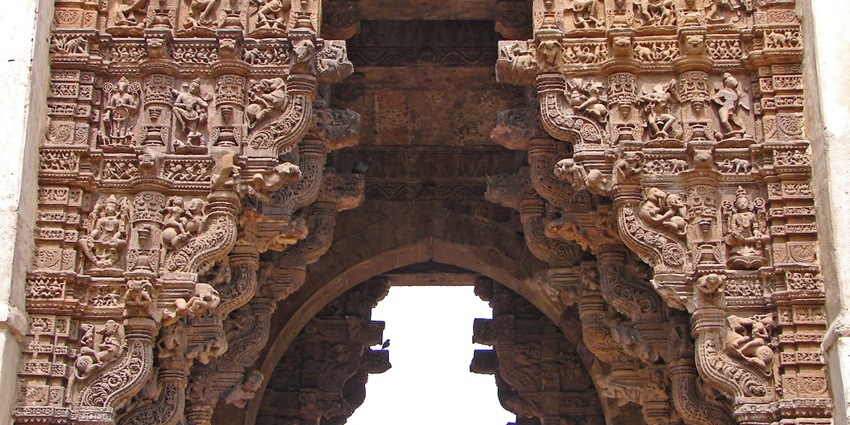 Ancient Dabhoi Fort: ExploreThe Hindu Military Architecture - TripXL