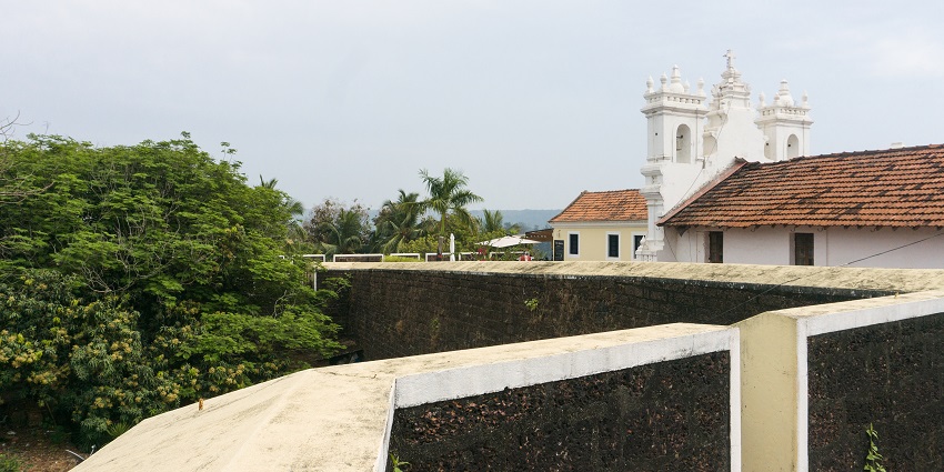 Fort Tiracol: Witness Scenic Beauty And Explore The Rich Heritage - TripXL