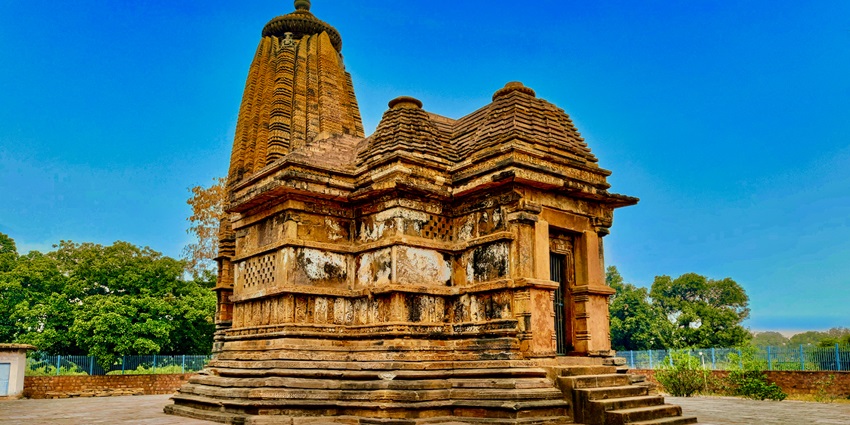 Kailash Caves: Explore The Majestic Formation Of Caves - TripXL