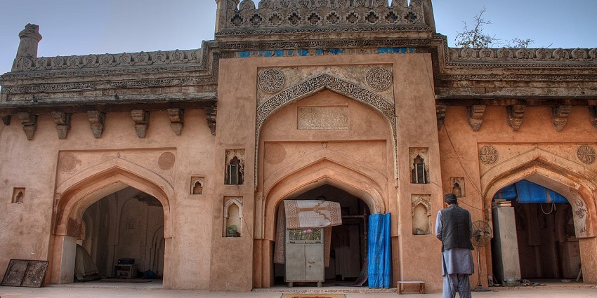 14 Places To Visit In Hauz Khas For A Historical Retreat - TripXL