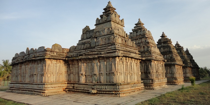 Panchalingeswar Temple: Visit The Sacred Pancha Lingas - TripXL