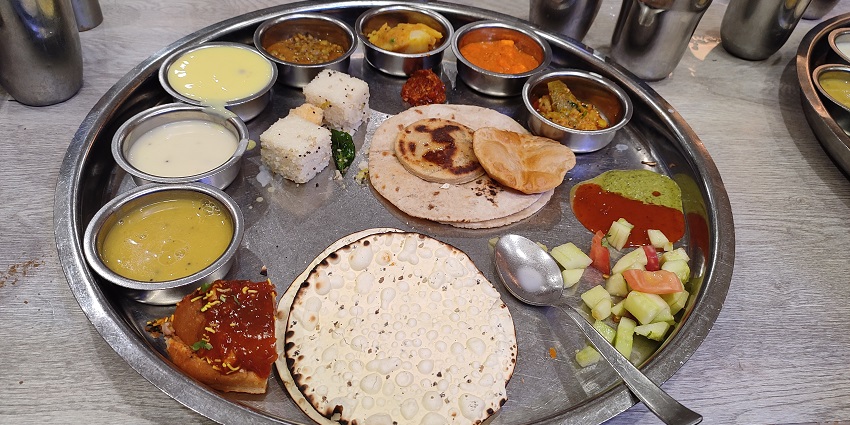 Best Food In Dwarka, Gujarat: 10 Places You Cannot Miss Out - TripXL