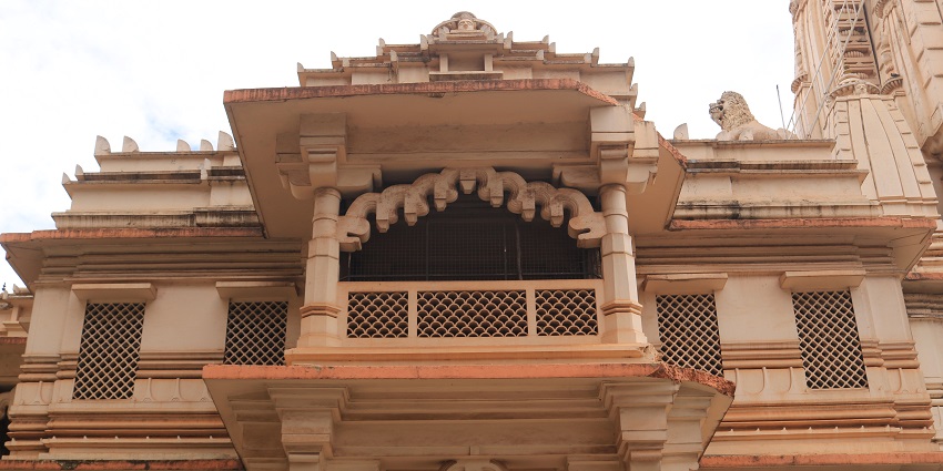 Surat Temples: A Journey Into Gujarat’s Spiritual History - TripXL