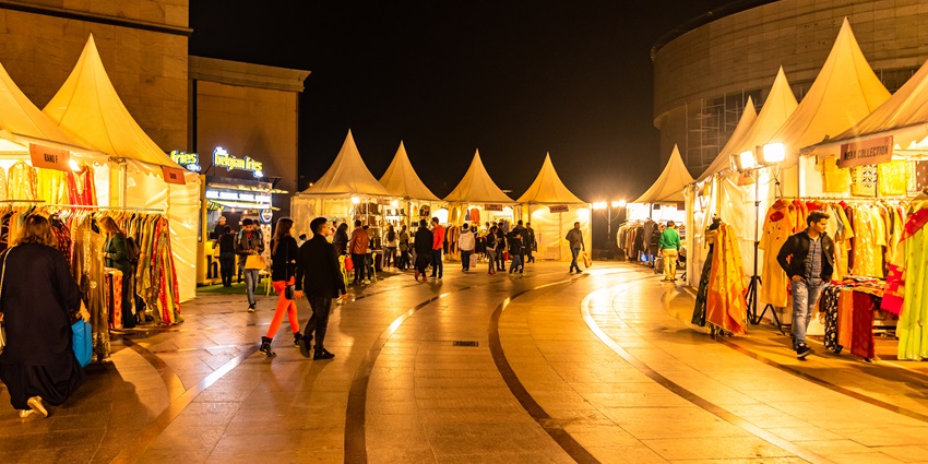 Shopping Places In Surat:Explore The 10 Must Visit Retail Spot - TripXL