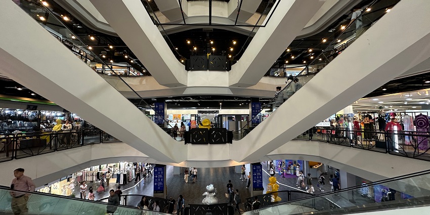 Shopping Malls In Ahmedabad: Every Destination To Explore - TripXL