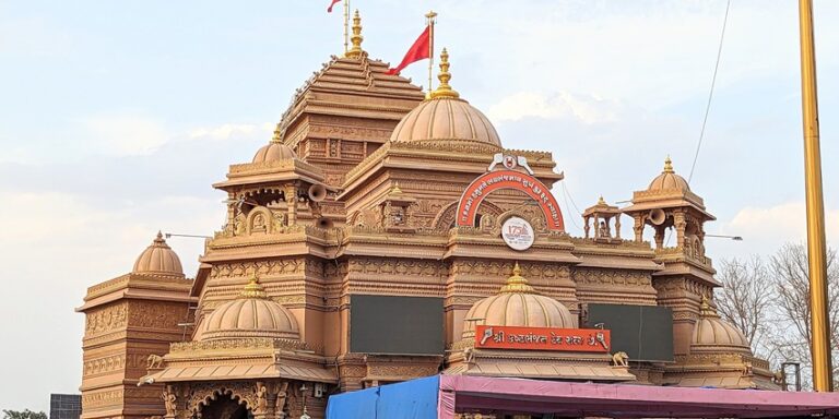 Top 10 Hanuman Temples In Gujarat To Gee Up The Devotee In You - TripXL