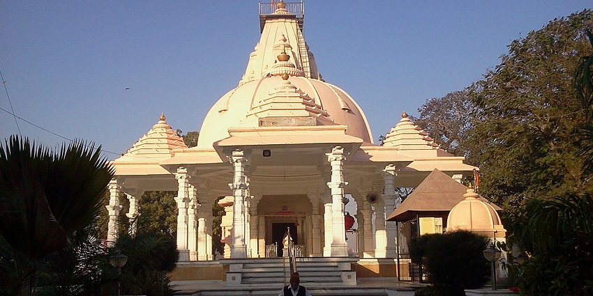 Top 10 Temples In Ahmedabad: Have A Spiritual Rejuvenation - TripXL