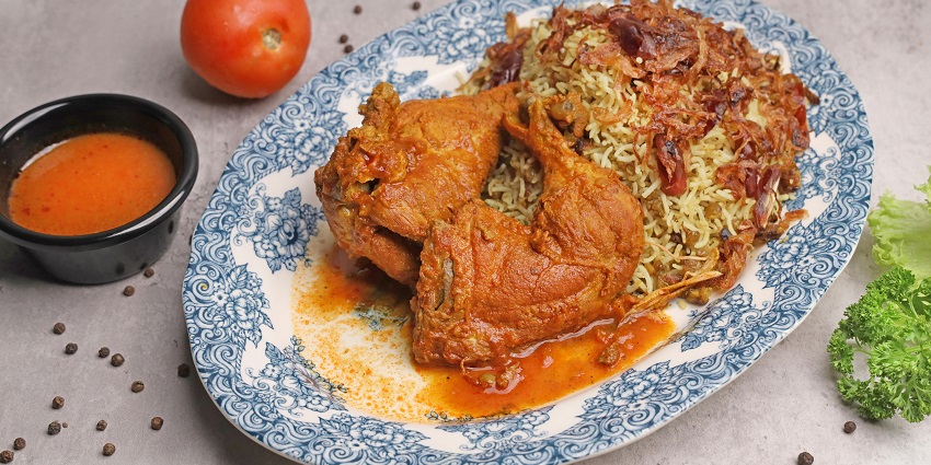 Best Street Foods In Dwarka: Top 10 Eateries You Must Try - TripXL