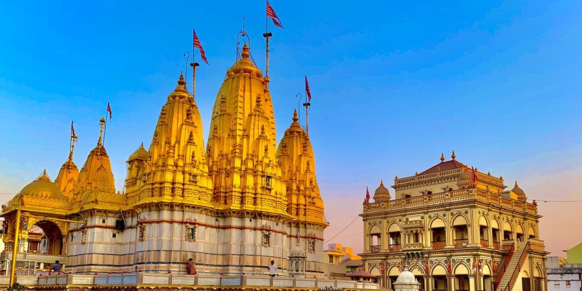 Top 10 Hanuman Temples In Gujarat To Gee Up The Devotee In You - TripXL